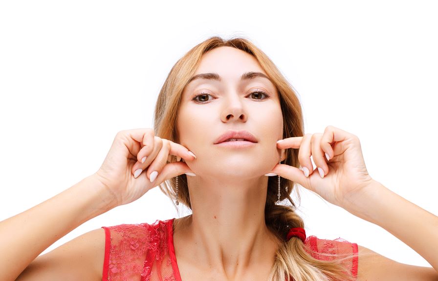 Submental Liposuction: Refining Your Jawline - Chin Liposcution